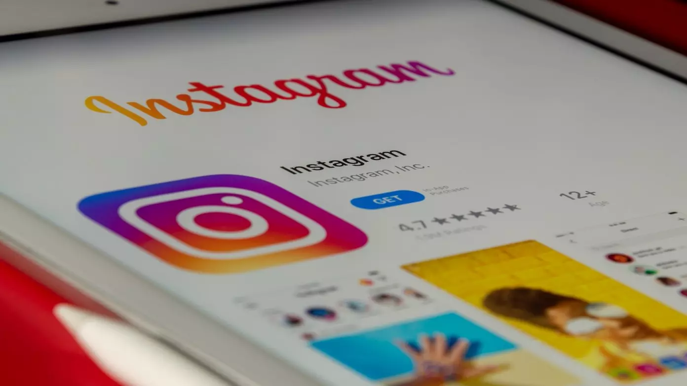Función de colaboración de Instagram: pasos para colaborar con otros en publicaciones, carretes