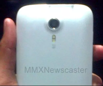 Micromax A115 Canvas 3D 5 ઇંચ 3 ડાયમેન્શનલ 3D ડિસ્પ્લે સાથે [ટૂંક સમયમાં આવી રહ્યું છે] 2588_2