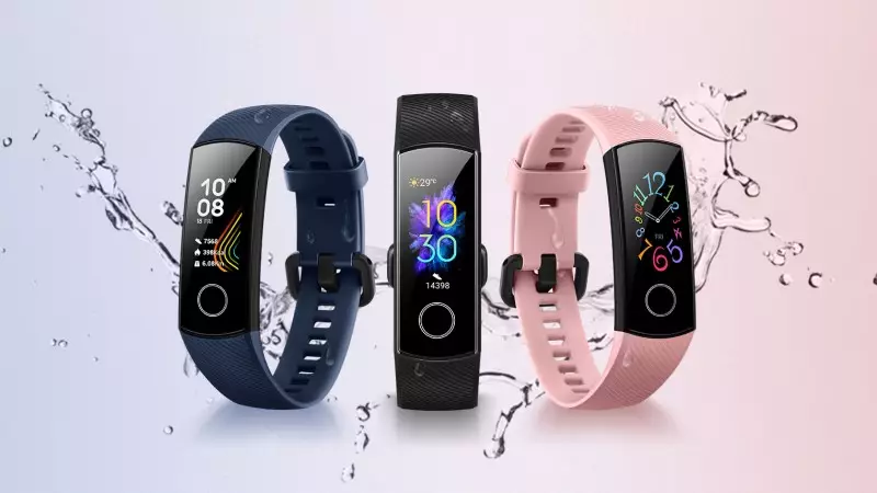 „Realme Band“ prieš „Mi Band 4“ ir „Honor Band 5“: kurį pirkti? 35912_3