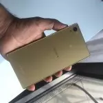 Sony Xperia Z5 men sou Apèsi sou lekòl la, Karakteristik, demann itilizatè yo ak foto 6822_3