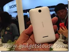 Nokia Asha 230 Hands on, ඉක්මන් සමාලෝචනය, ඡායාරූප සහ වීඩියෝ 6849_6