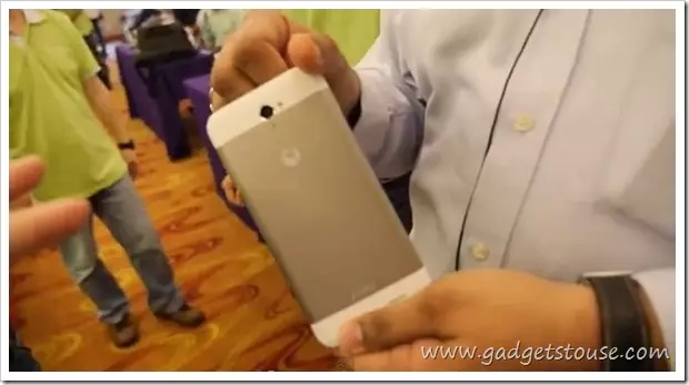 JiaYu G6 syzdyrylan aýratynlyklar we suratlar 5.7 Dört ýadroly MediaTek prosessor Phablet bilen Hindistana ýakyn wagtda 5.7 dýuým IPS displeýi 889_1